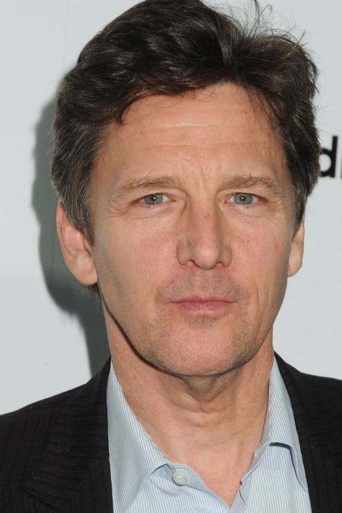 Andrew McCarthy Movies, Net Worth, TV Shows, Wife, Book
