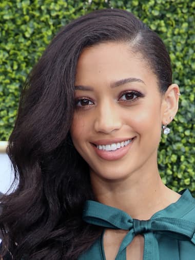 Samantha Logan Bio, Age, Movies and Tv Shows, Net Worth
